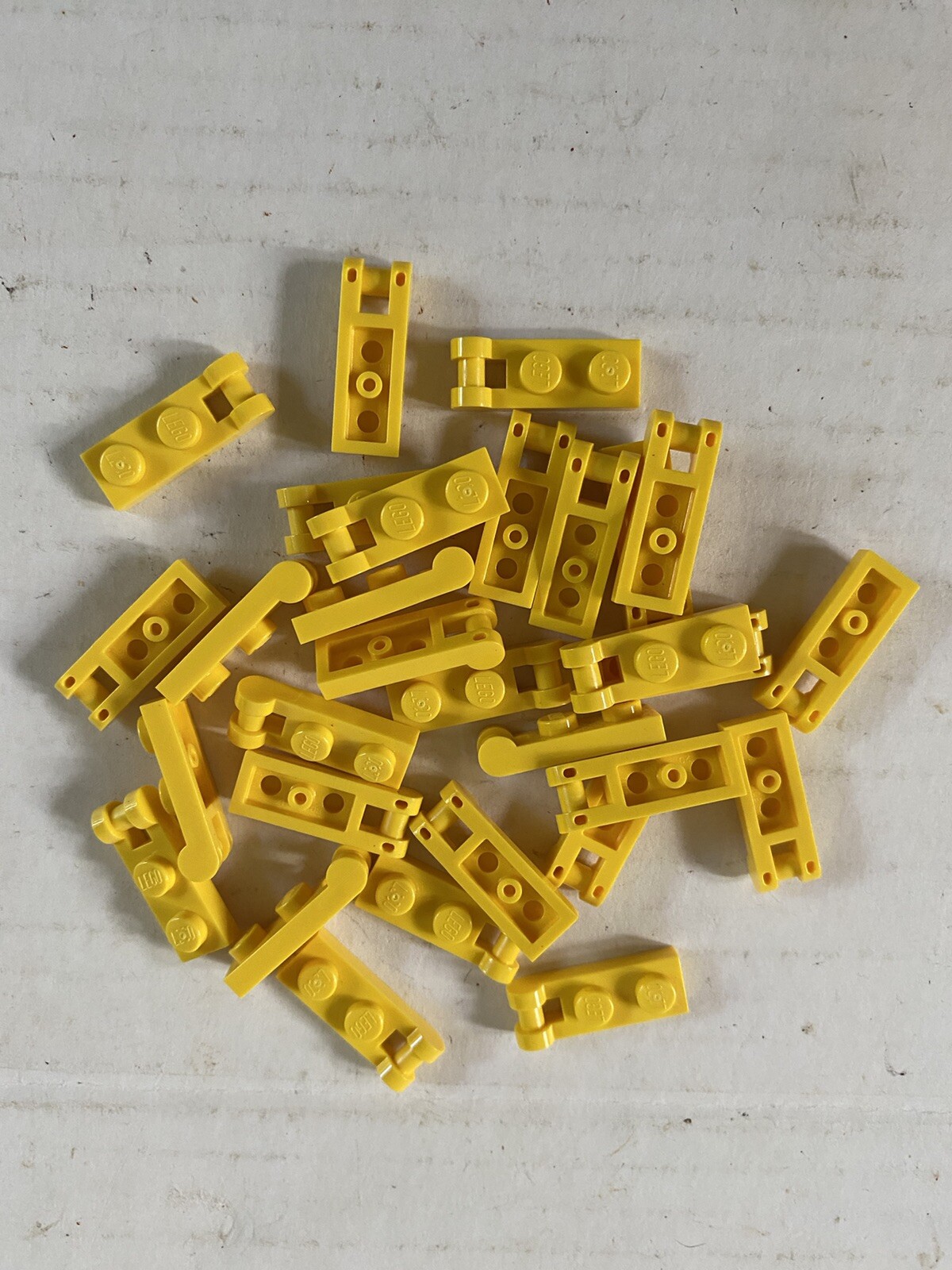 Genuine LEGO part 60478 YELLOW 1x2 MODIFIED PLATE BAR HANDLE END piece ...