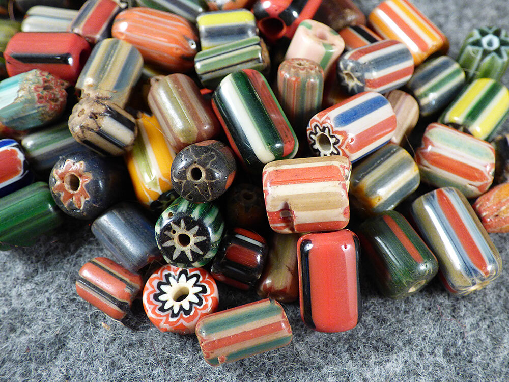 (10) Original Hudson's Bay Company Chevron Trade Beads Huron Indian Fur ...