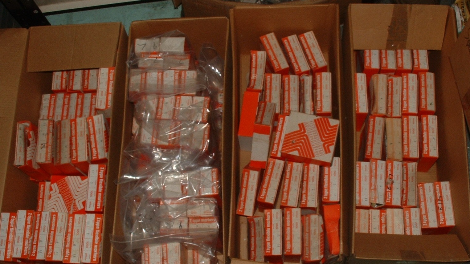 Very large quantity of Critchley Z cable markers z9 z11 z13 z15 z18 ...