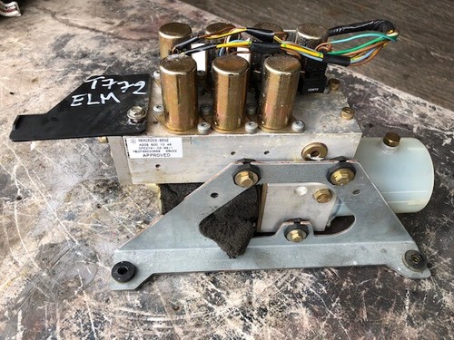 Mercedes Clk Convertible W208 Roof Pump A208 800 10 48 | eBay UK