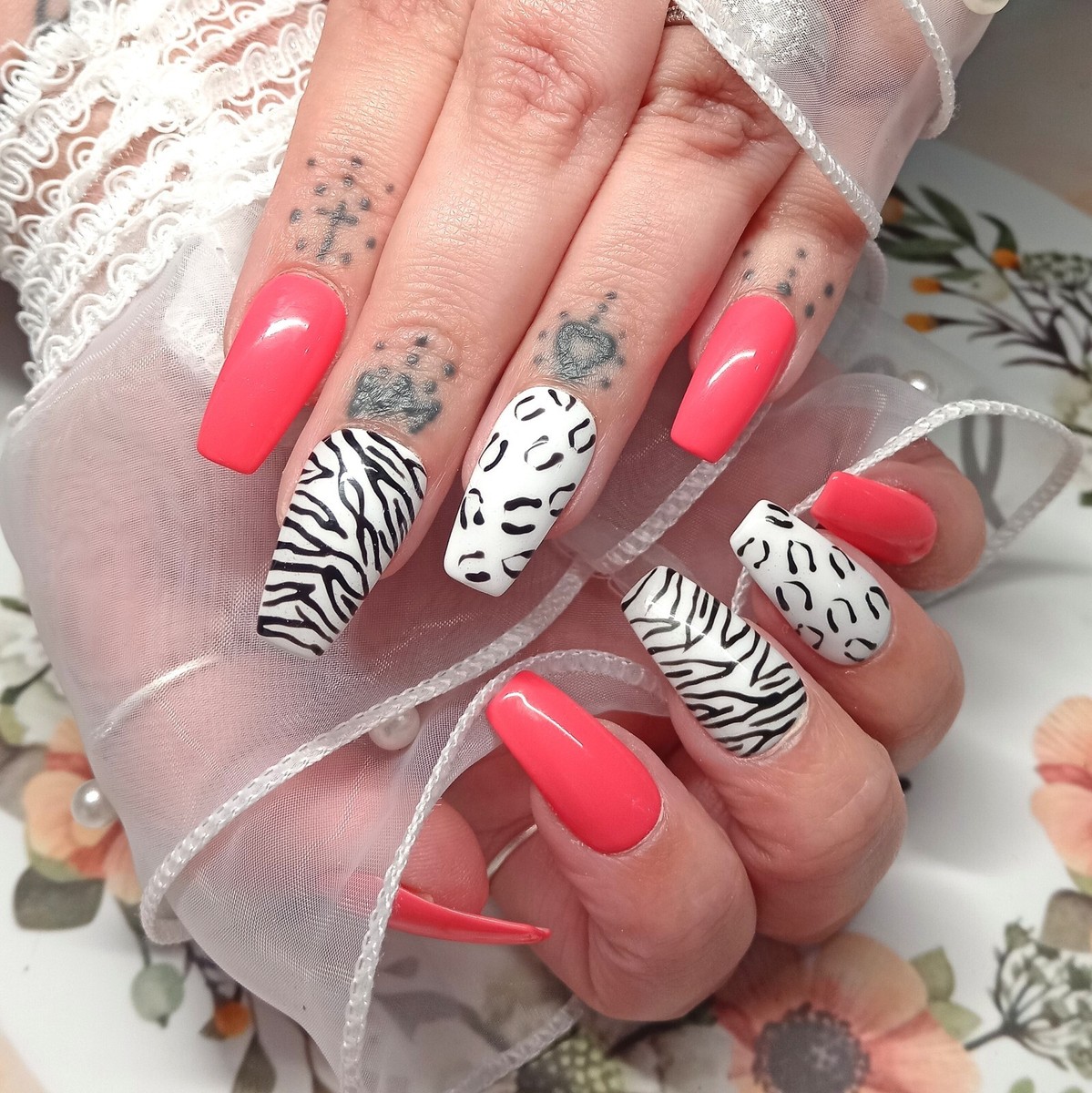 Zebra Print Nails Step By Step Wild Zebra Print Nails As Trend Of 2023