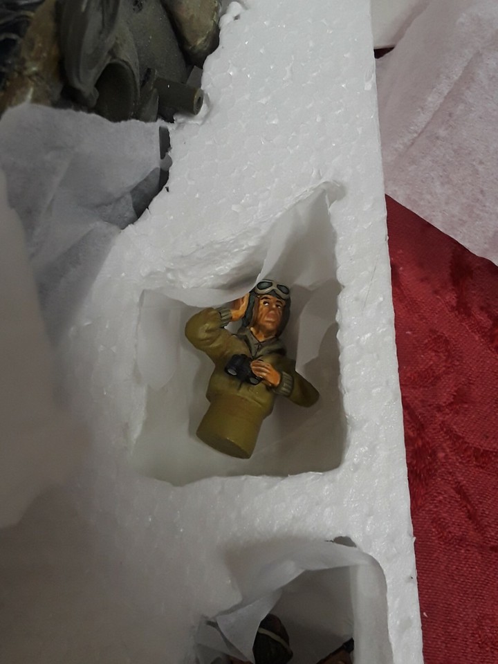 rare 3 figure tank set KING COUNTRY dd027 ww2 dd27 US M4A3E8 EASY EIGHT ...