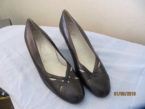 Equity Shoes black UK 6 court shoes leather heel 2.3" New without box ...