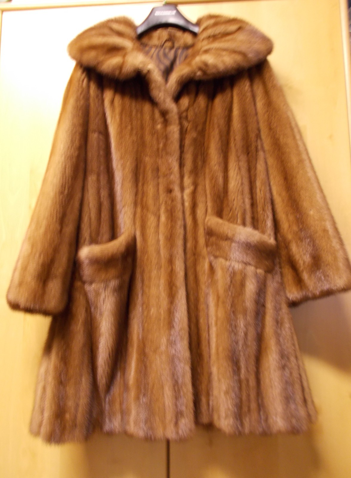 236 Amazing MINK Coat Amazing Fur Nerzmantel Nerz Норковая Шуба Norka ...