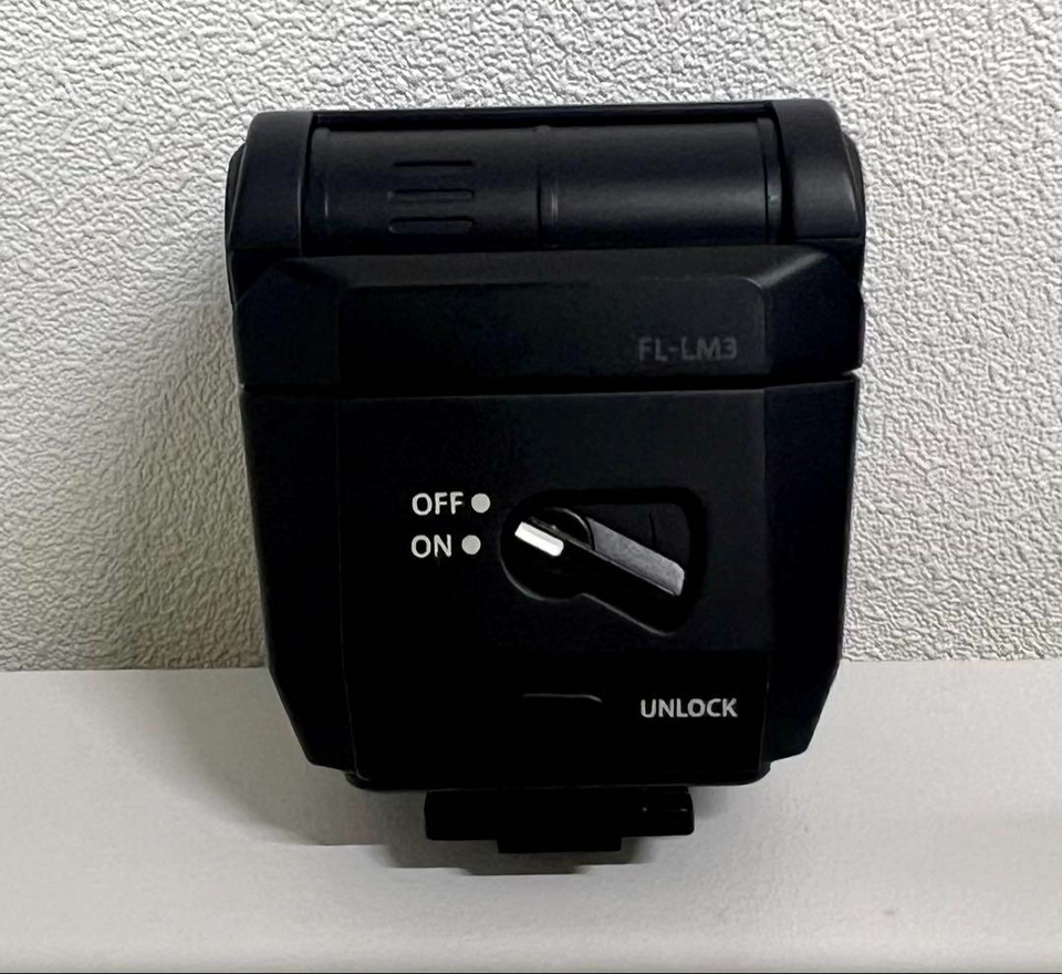 Olympus FL-LM3 Flash for OM-D E-M5 Mark II Used & Tested Japan Very ...