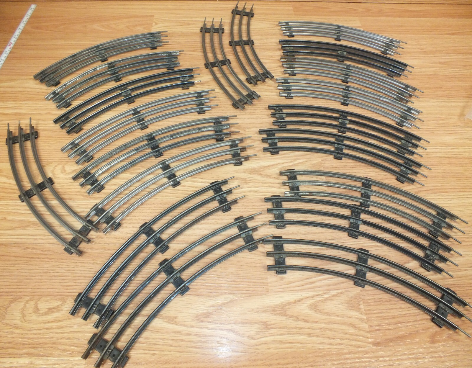 Vintage Mixed Lot of 20 Curved 10" (inch) Metal Train Track Pieces ...