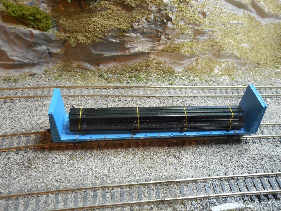 N Scale Load for 60' 8" Bulkhead Flat Car 24 inch I Beam | eBay
