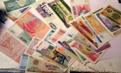** Lot of 50 Different -- Uncirculated Genuine WORLD CURRENCY BANKNOTES ...