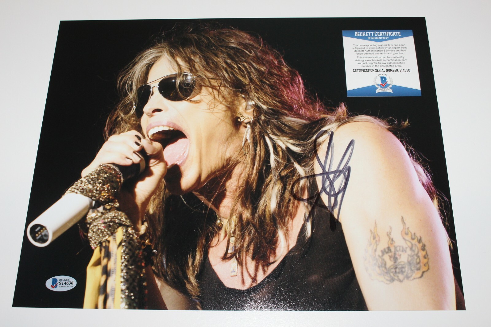 Steven Tyler Autographed Memorabilia | Signed Photo, Jersey ...