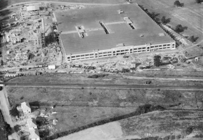 Sanderson Wallpaper Factory under construction Perivale England 1930 ...
