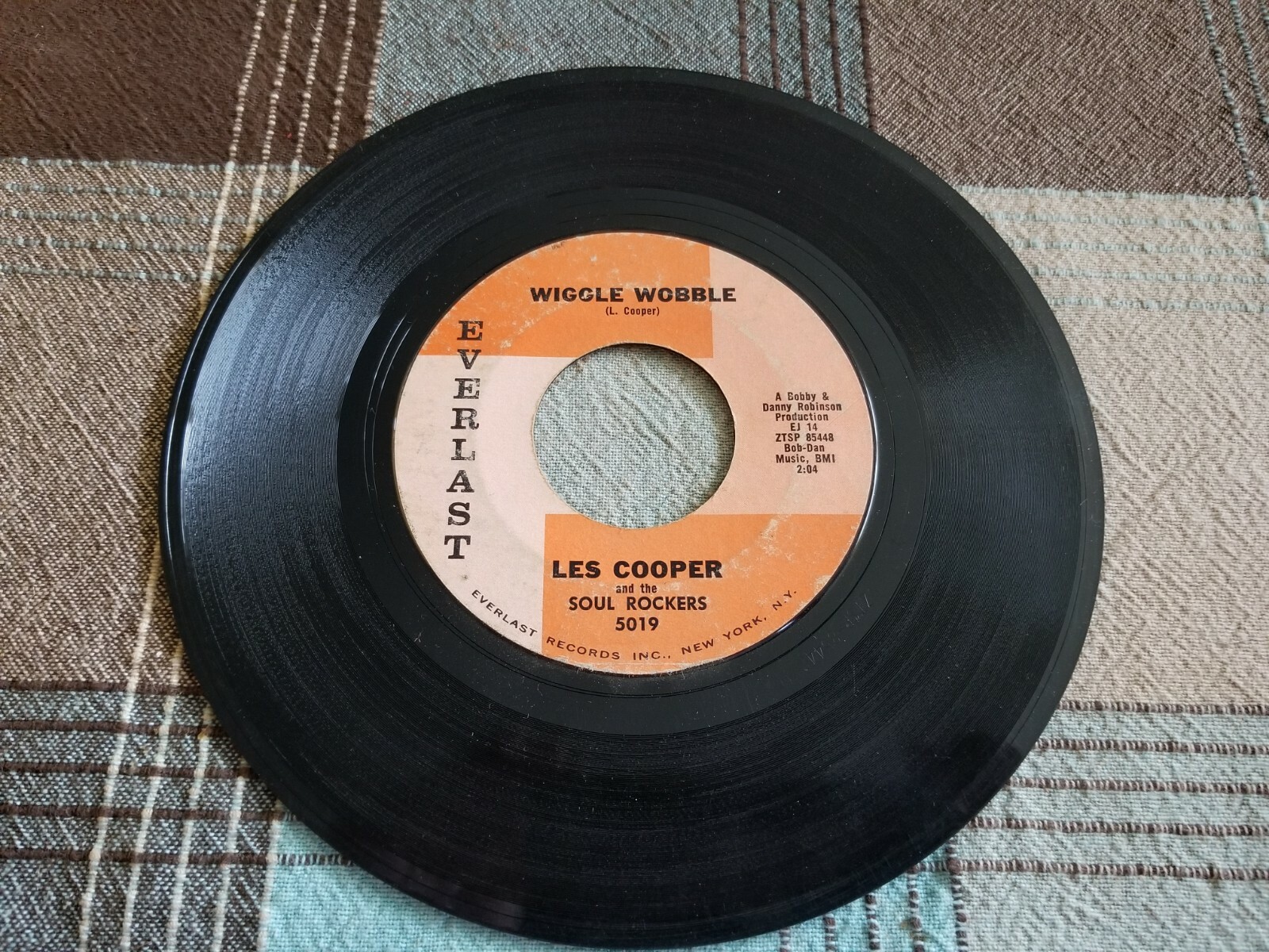 R&B Soul LES COOPER AND THE SOUL ROCKERS 45 rpm DIG YOURSELF & WIGGLE ...