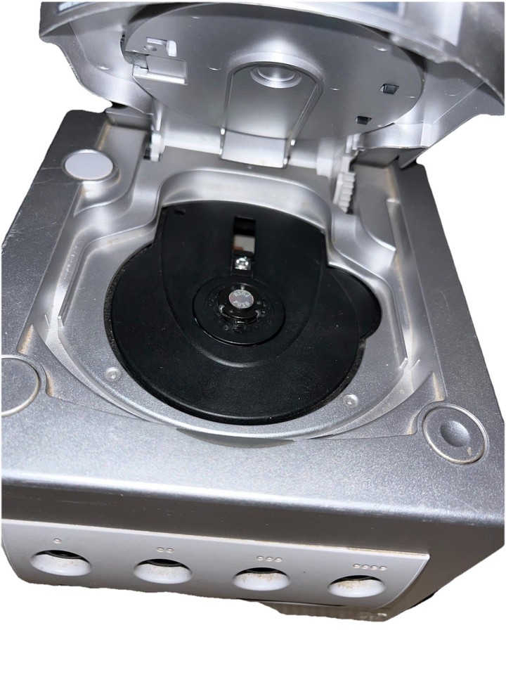 Nintendo GameCube Console Only Silver DOL-001 (USA) No Cords UNTESTED ...