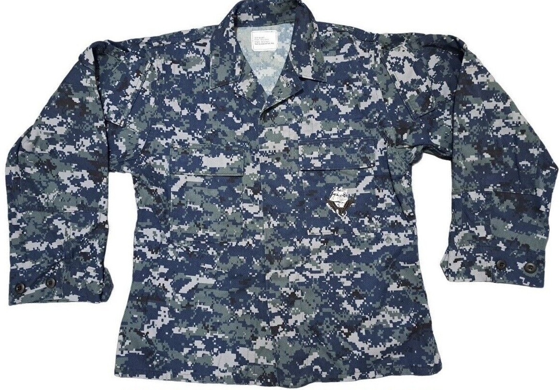 Us Navy Digital Camouflage Us Navy Commemorative Coin On Navy Digital