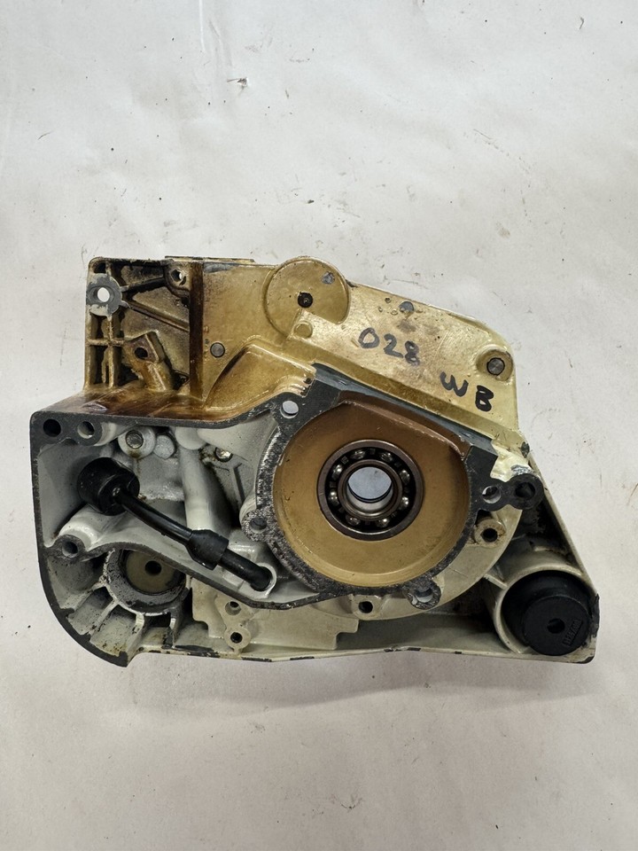 OEM Stihl 028 WB AV Chainsaw Crankcase Half Clutch Side — Box B12 | eBay