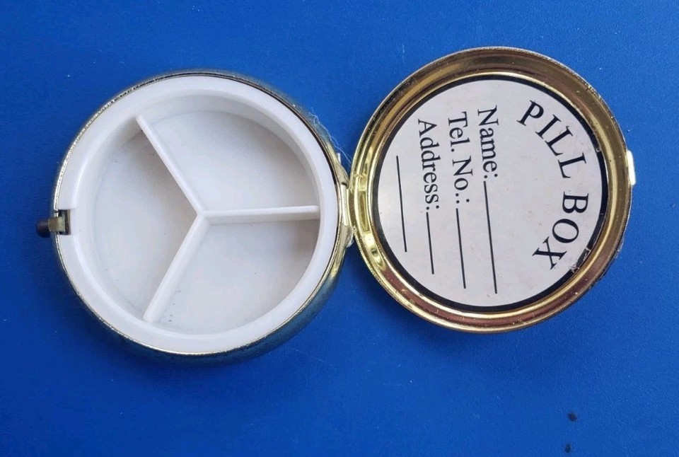Vintage Gold Tone Paris France Eiffe Tower Pill Trinket Box with 3 ...