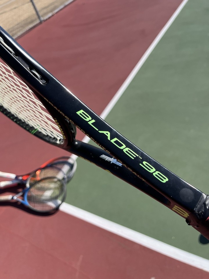 Wilson Blade 98 V5 Pro Stock Tennis Racquet 18x20 98 head strung 4 3/8 ...