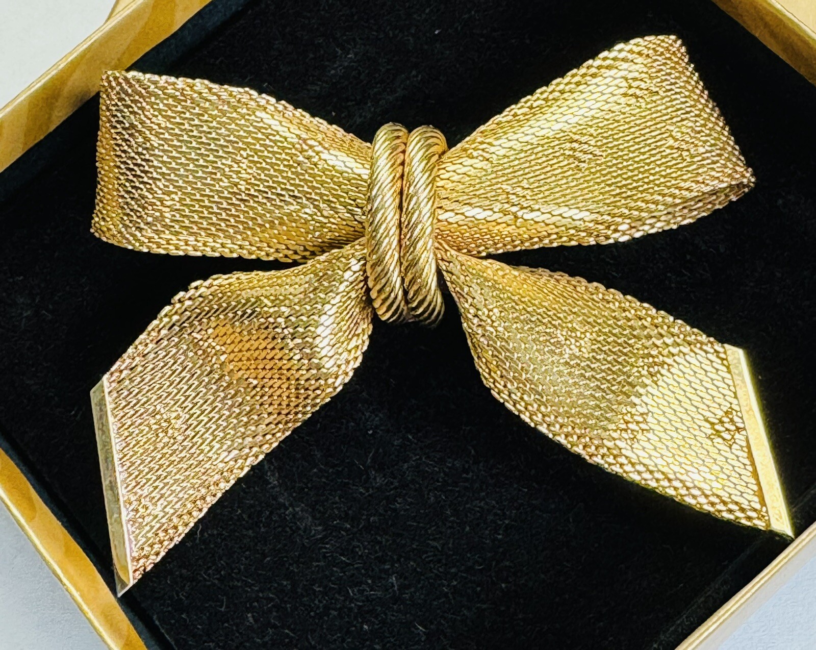 VINTAGE 1964 GERMANY CHRISTIAN DIOR 3D RIBBON BOW MES… - Gem