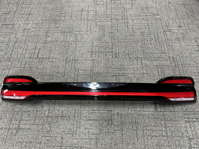 OEM| 2021 - 2025 Chrysler Pacifica LED Center Tail Light #68645936AA | eBay