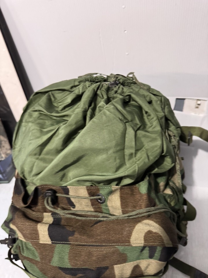 USGI Authentic M81 Woodland Camo Molle II Large Main Pack Rucksack (Bag ...