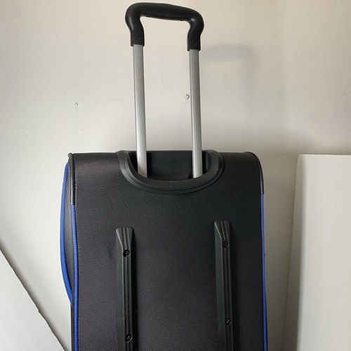 FŪL - Full Split Level Rolling Duffle Luggage Bag with Wheels - Black ...