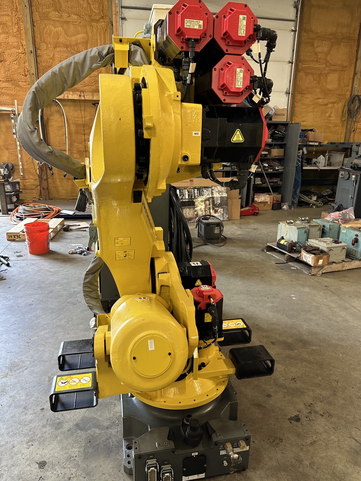 Fanuc R-2000iB/165F Robot, R-30iA Controller, R2000ib, Fanuc Robot, | eBay