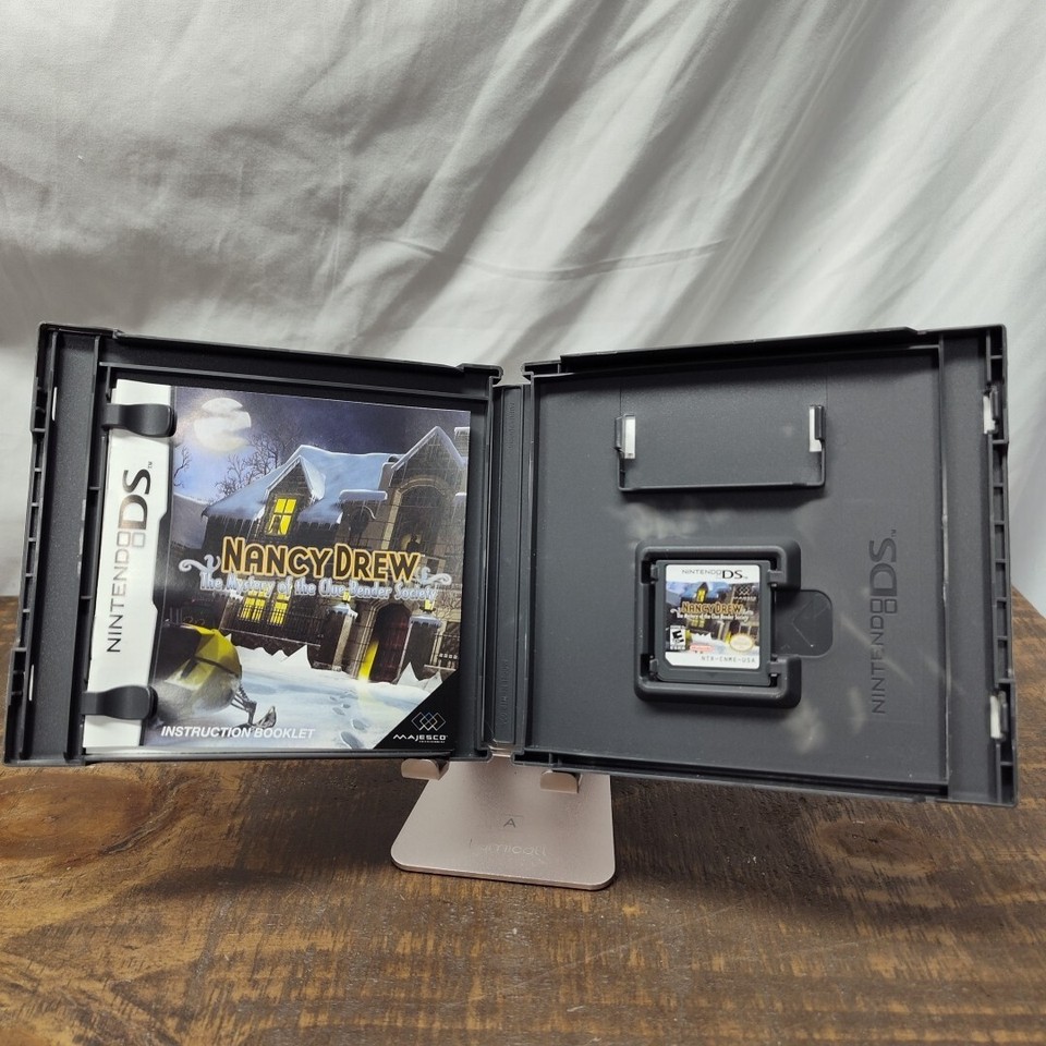 Majesco Toys Nancy Drew The Mystery of the Clue Bender Society for ...