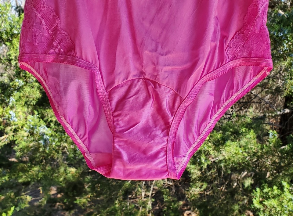 Vanity Fair Nouveau Panty Shiny Nylon Wide Gusset Full Cut 5/S Dream ...