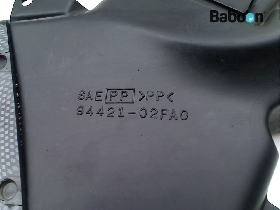 Tubo d'areazione destro Suzuki TL 1000 R 1998-2003 (TL1000R) | eBay