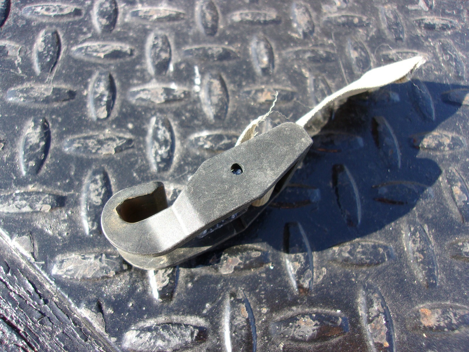 ONE ...USED MILITARY SURPLUS HMMWV COVER CLIP FASTENER BLACK ALSO FOR ...