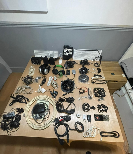 Large Job Lot of Cables, Keyboards, Headsets & PC Accessories ...