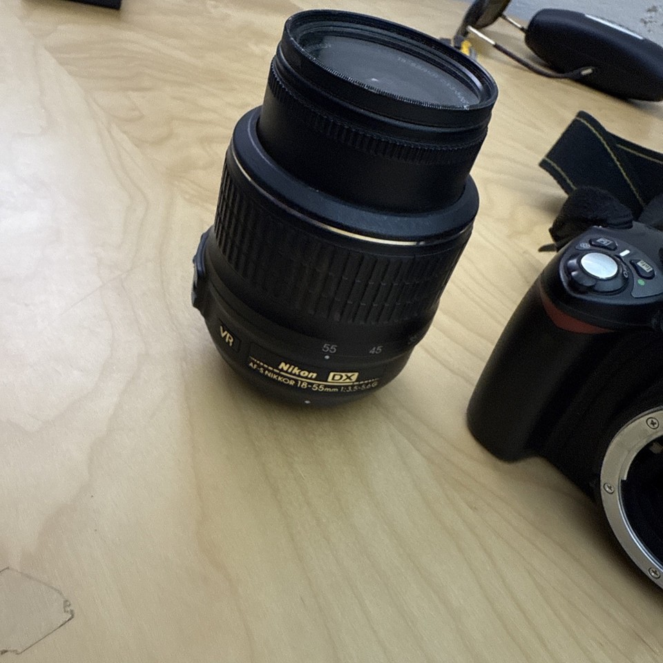 Nikon D40x DSLR Camera 10.2MP Nikon DX AFS 18-55mm/200mm Lens 32GB SD | eBay