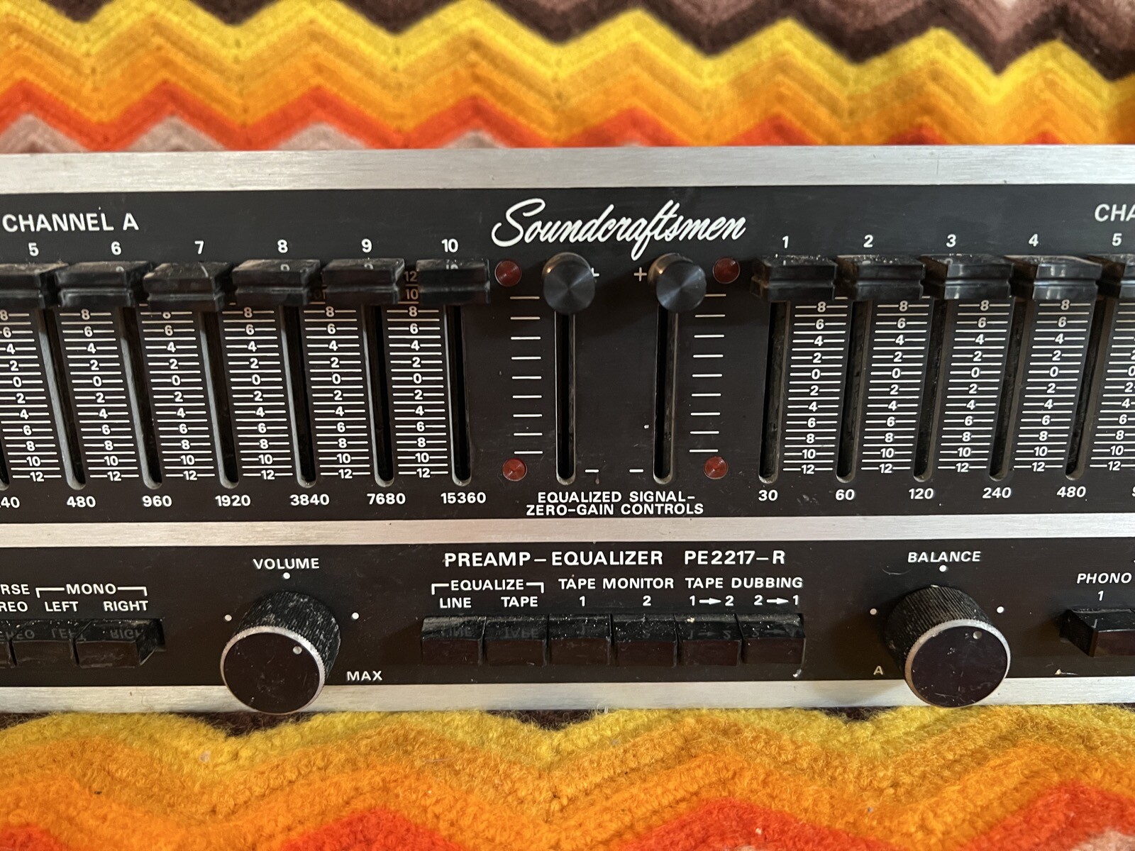 Soundcraftsmen PE2217-R Preamplifier / Black Face Equalizer - Tested ...