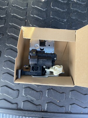 Original VW Touran Tiguan 2 Heckklappenschloss 5TA827505D | eBay.de