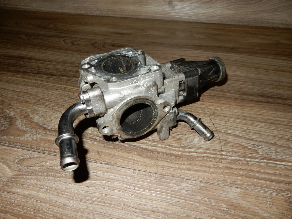 2017-2021 GM 6.6L Duramax Diesel EGR Valve 12641304 OEM | eBay