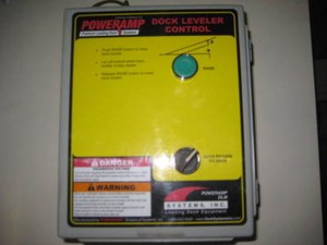 Poweramp dock leveler - innovativeultra