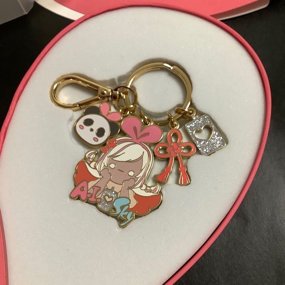 Sky Children Of The Light Kizuna AI Keychain Voice Key Ring Brass Pink ...