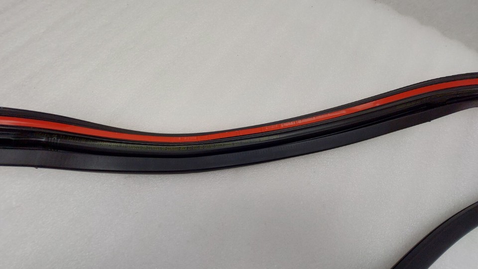 Ford Bronco 2021-2024 Roof Panel Weatherstrip Opening Seal M2DZ ...