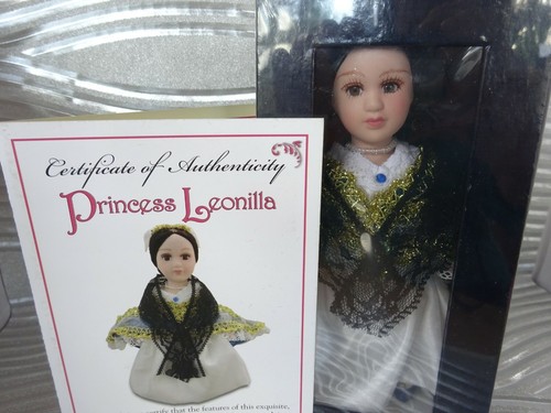 Atlas Editions Porcelain Doll Princess Collection Princess Leonilla ...
