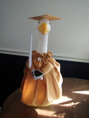 Goose clothes outfit - Gold Graduation w/ cap for lg 24-27" goose | eBay