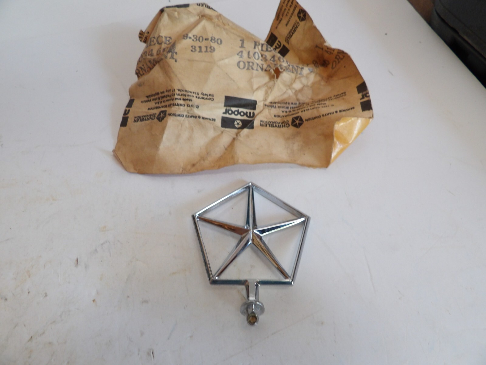NOS CHRYSLER Hood Pentastar Ornament Mopar Dodge Emblem 1980 1981 1982 ...