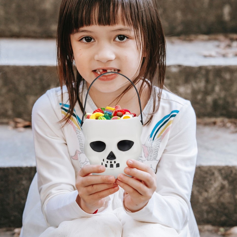 24pcs Delicate Candy Bucket Decors Festival Adornment Halloween Decor ...