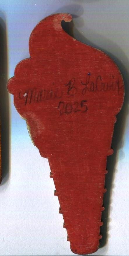 Black Cat Christmas Lights Gingerbread Man Ice Cream Cone Wood Blue ...