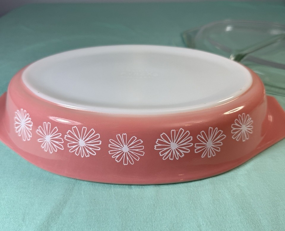 Vintage PYREX Pink Daisy Divided Casserole Dish & Lid, 1.5 Qt., Made in ...