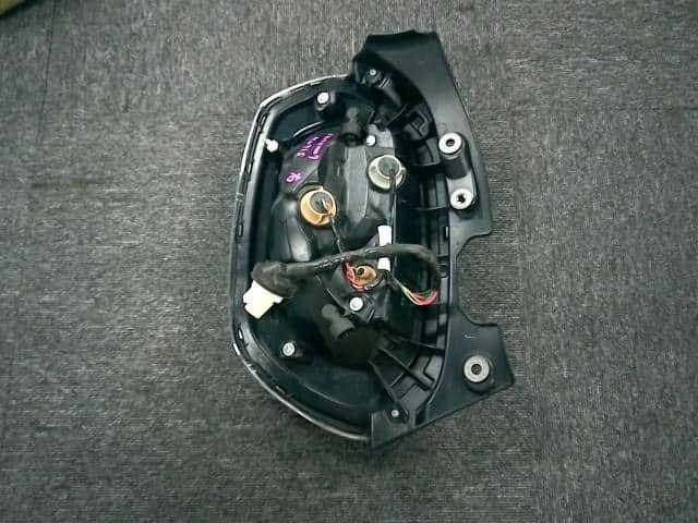 SUZUKI Xbee 2021 4AA-MN71S Right Tail Light 3565076R60 [Used ...