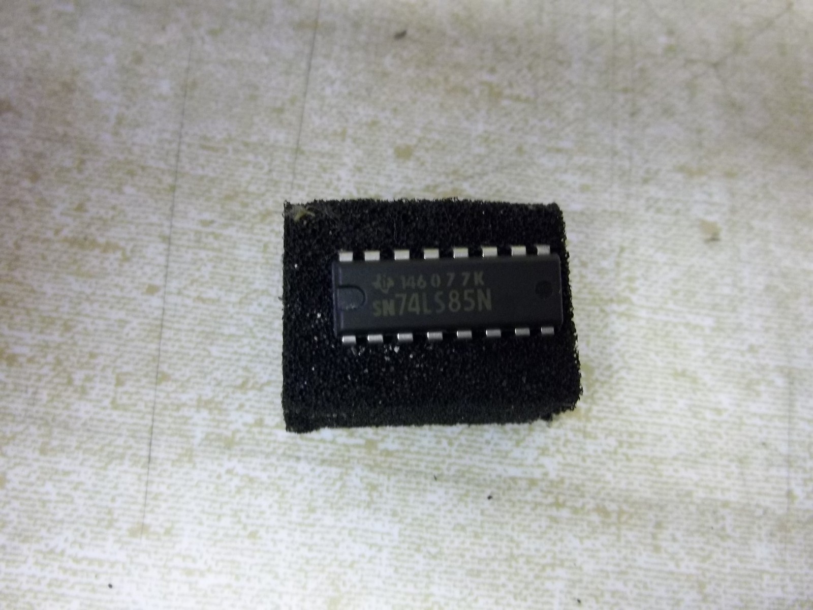 NEW Texas Instruments SN74LS85N 146077K IC Chip *FREE SHIPPING* | eBay