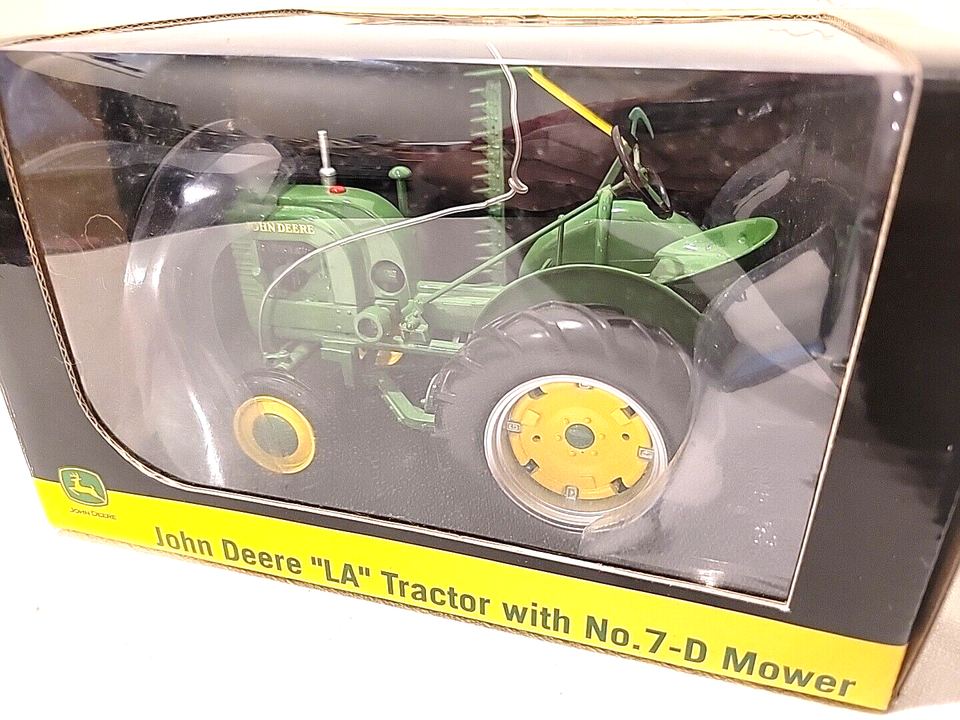 John Deere "LA" Tractor With No. 7-D Sickle Mower By SpecCast 1/16 ...