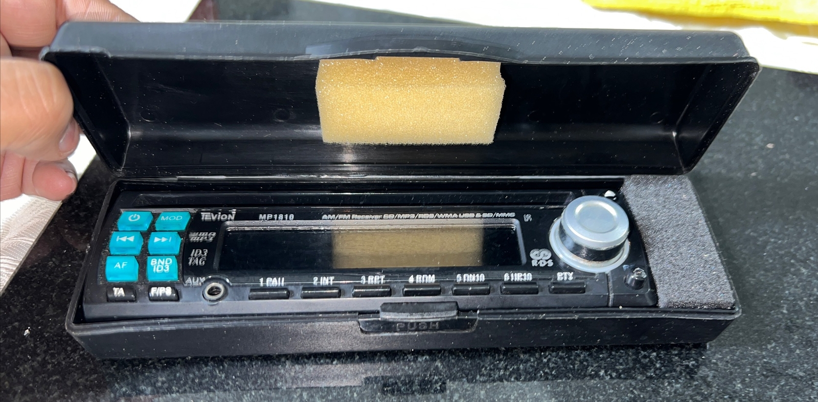 TEVION CD/MP3 With USB And AUX input Plus SD/MMC SLOT CAR STEREO SYSTEM ...