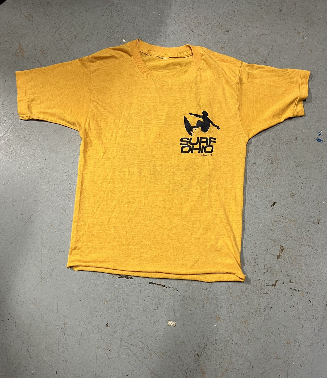 80s True Vintage 1980s Yellow “SURF OHIO" Surfing Wav… - Gem