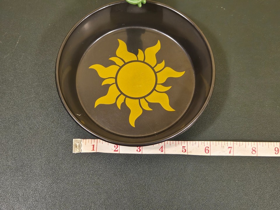 Disney Tangled Rapunzel Frying Pan Costume Toy Sounds Pascal Chameleon ...