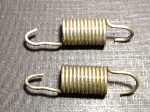 2 pcs headlamp headlight bezel bucket adjuster springs 1985-1988 Buick ...